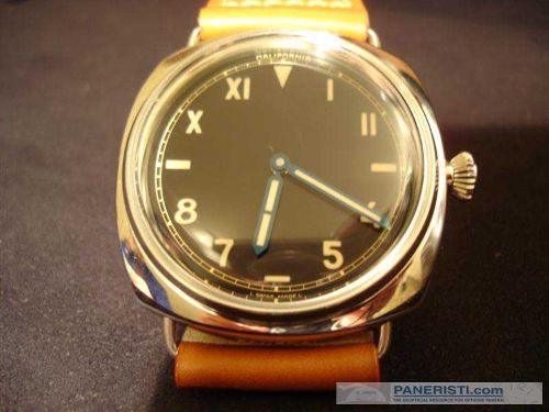 Club PaneraiÂ® - Solo la storia. Al polso / Only the history. On the wrist